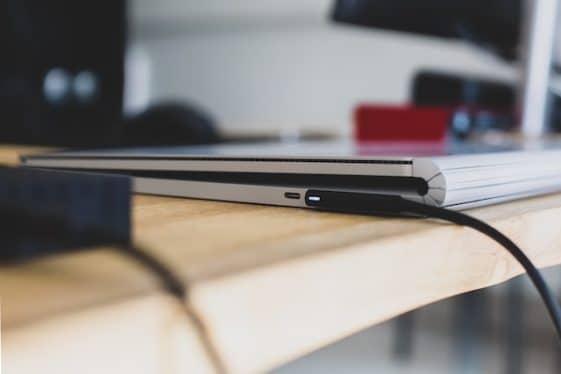 Discover: Are Laptop Chargers Permitted on Planes? | Solution Tales